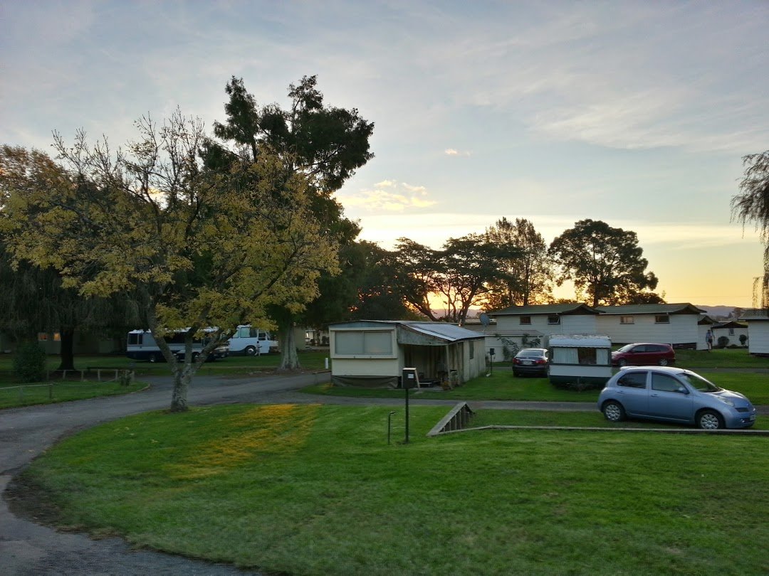 Awakeri Hot Springs - New Zealand